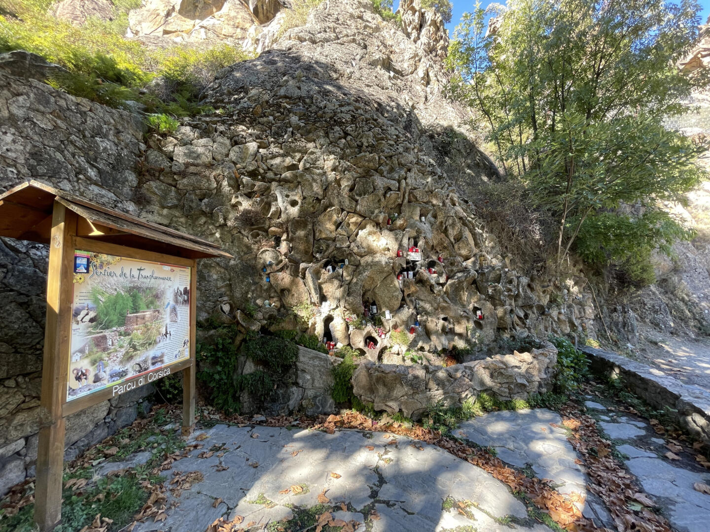 We take a hike to the former Scala di Santa Regina - Sustainable ...